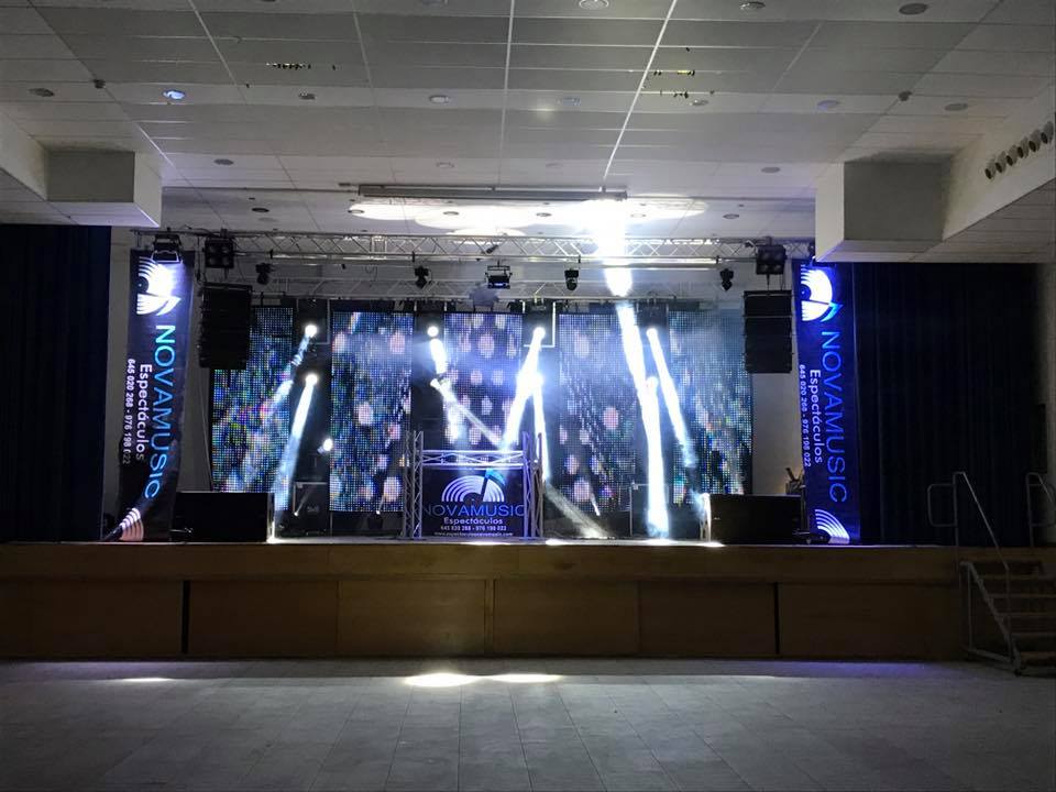 DISCOMÓVIL - PRIVEE PRODUCCIONES